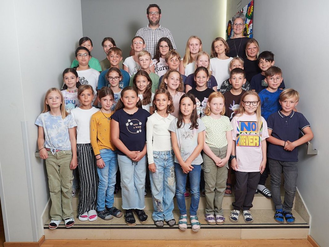 MMS Götzis: Klassenfotos der 1. Klassen
